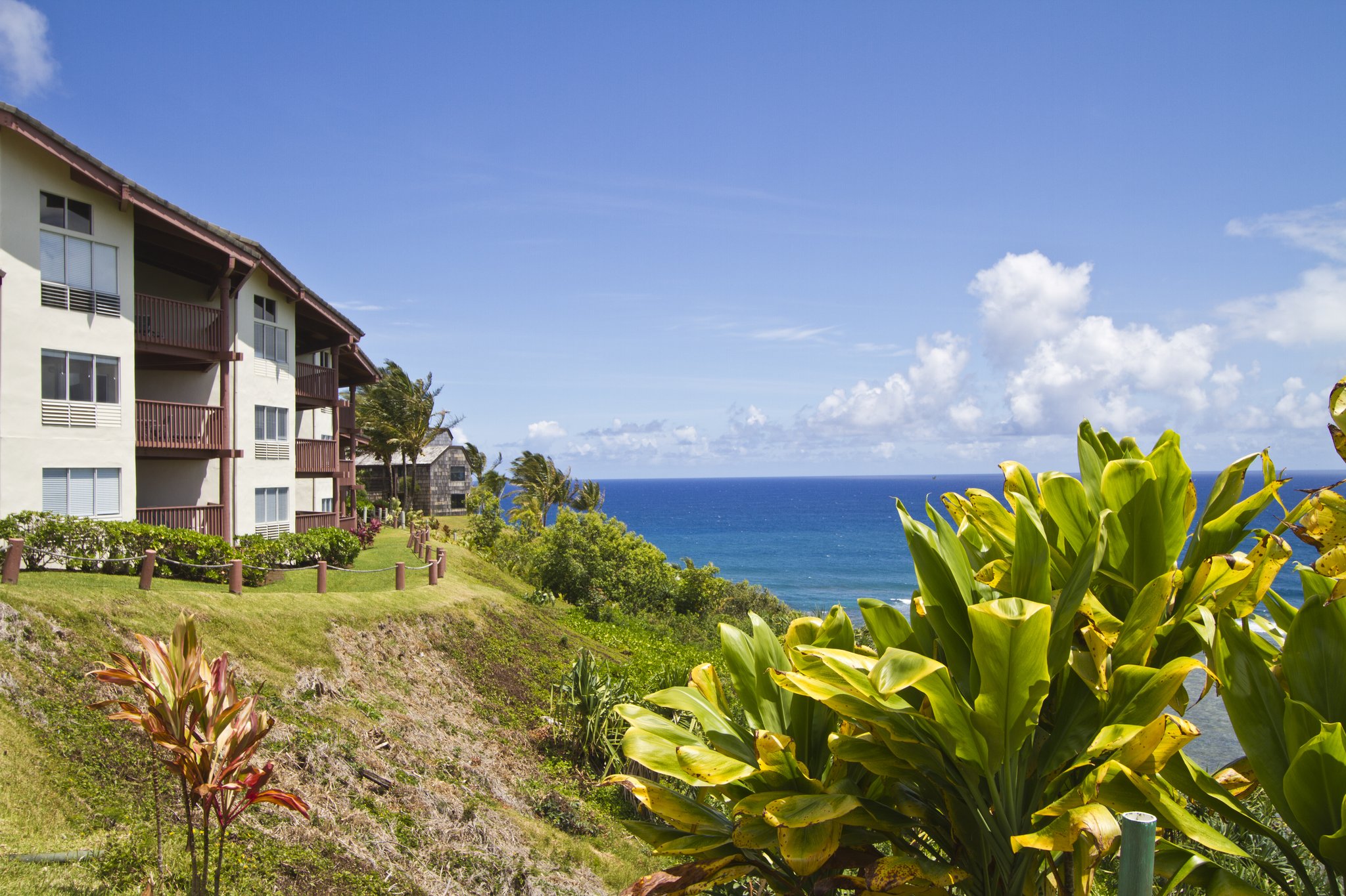 Princeville resorts for family vacations from Extra Holidays