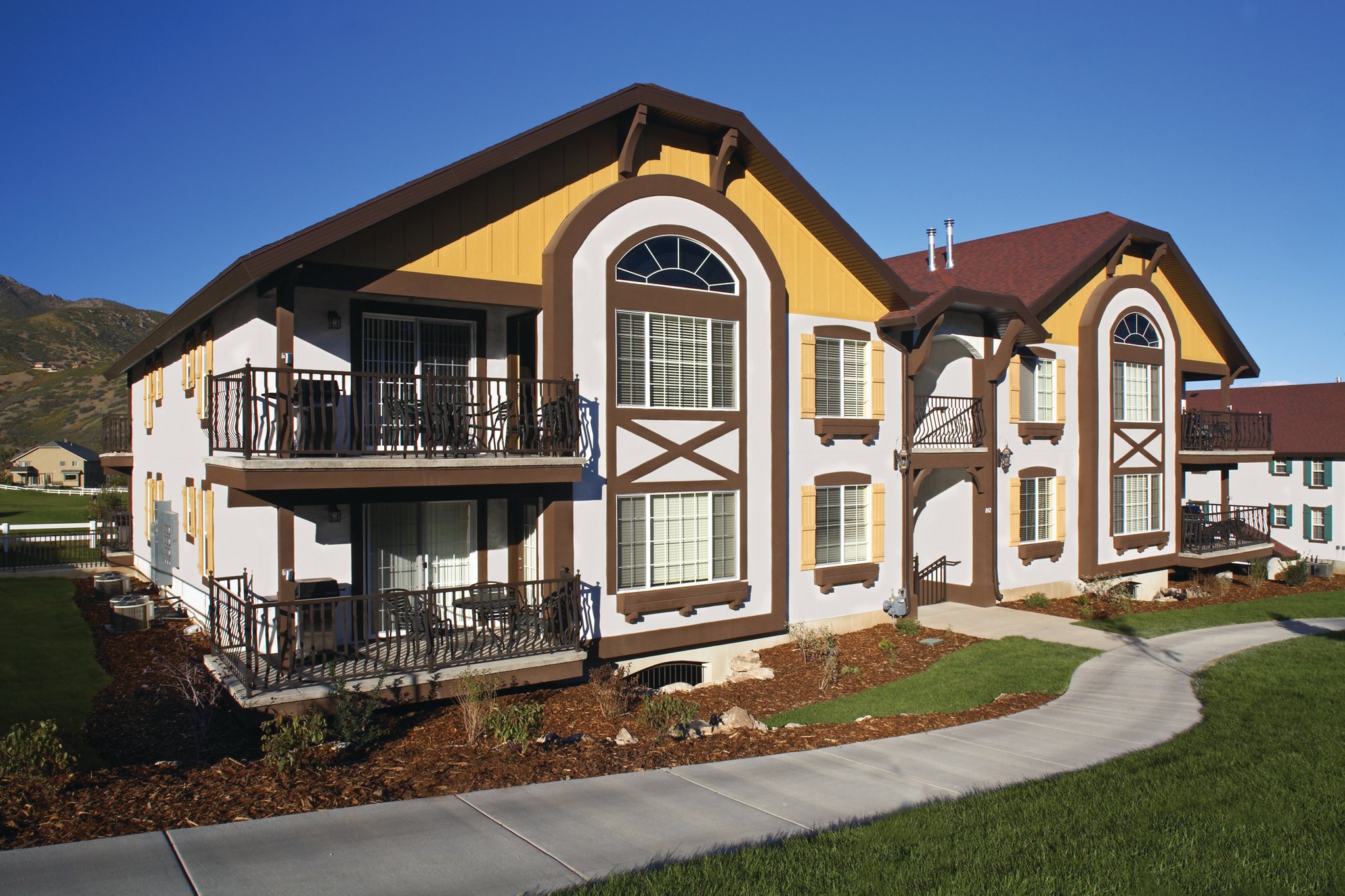 Midway Resorts For Family Vacations From Extra Holidays